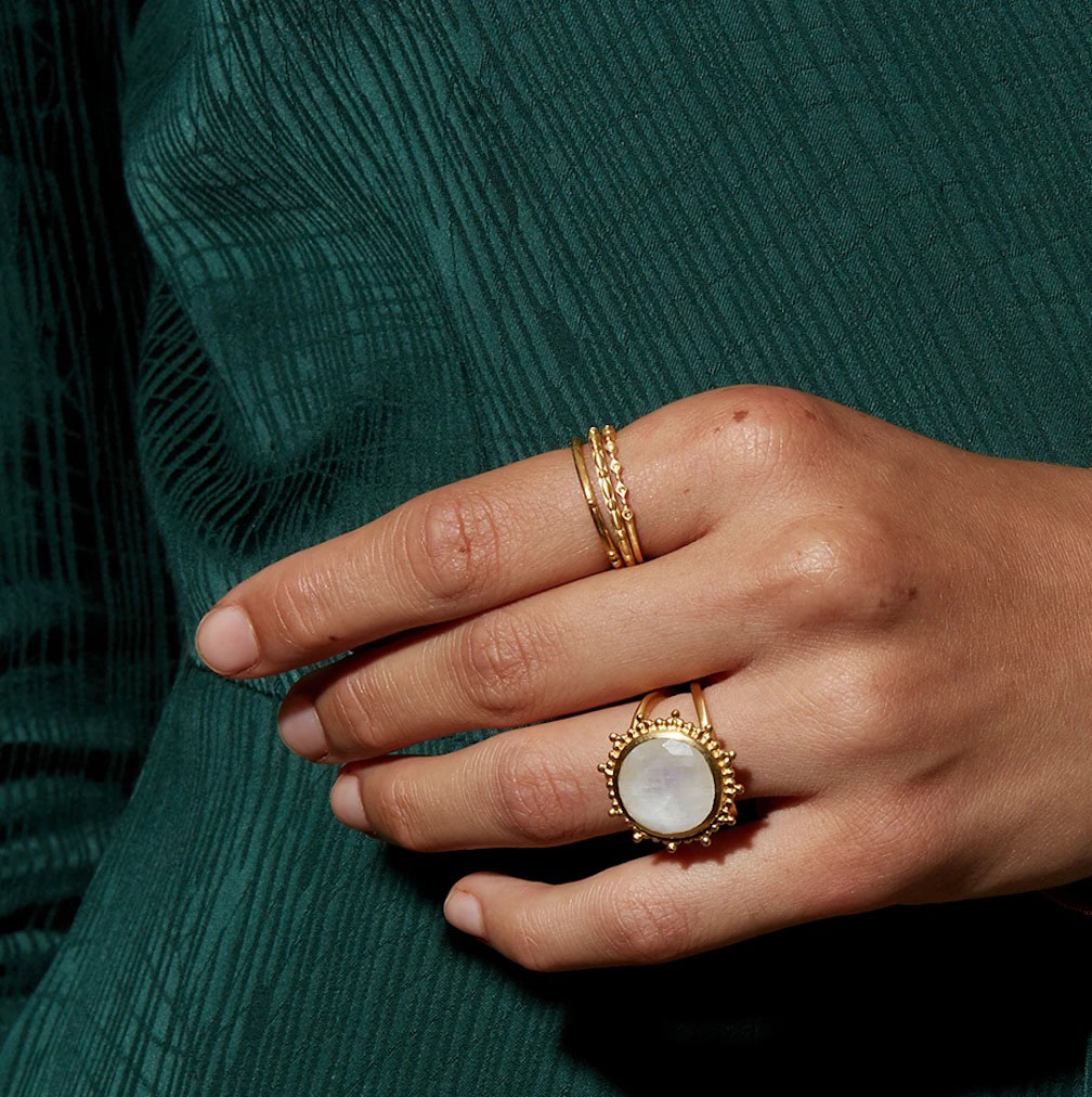 junajoux - SATYA Jewelry - Ring Drift Into Daydreams Ring Mondstein Gr. 54